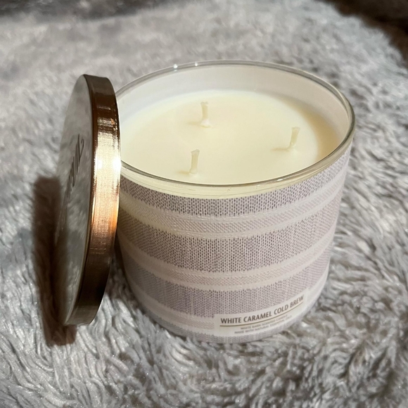 Bath & Body Works | Accents | Bath And Body Works White Caramel Cold ...
